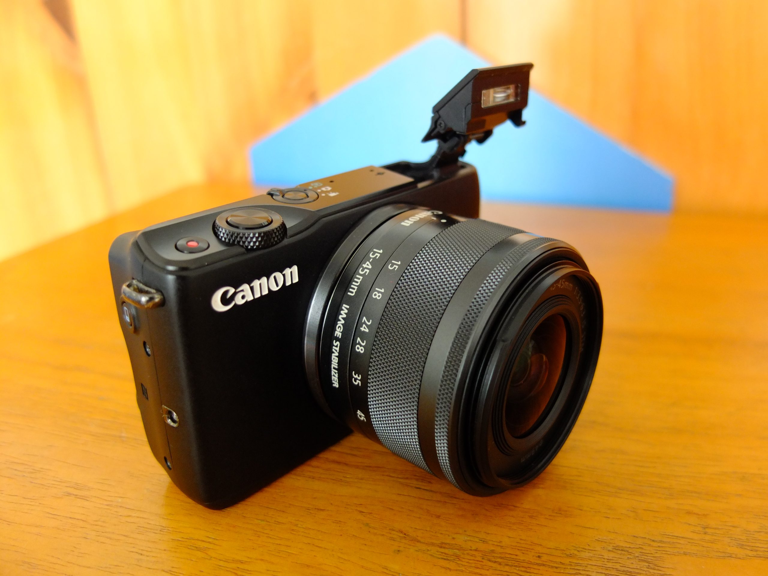 Canon EOS M10 Kit 15-45mm IS STM | JUAL BELI KAMERA BEKAS | JUAL BELI ...