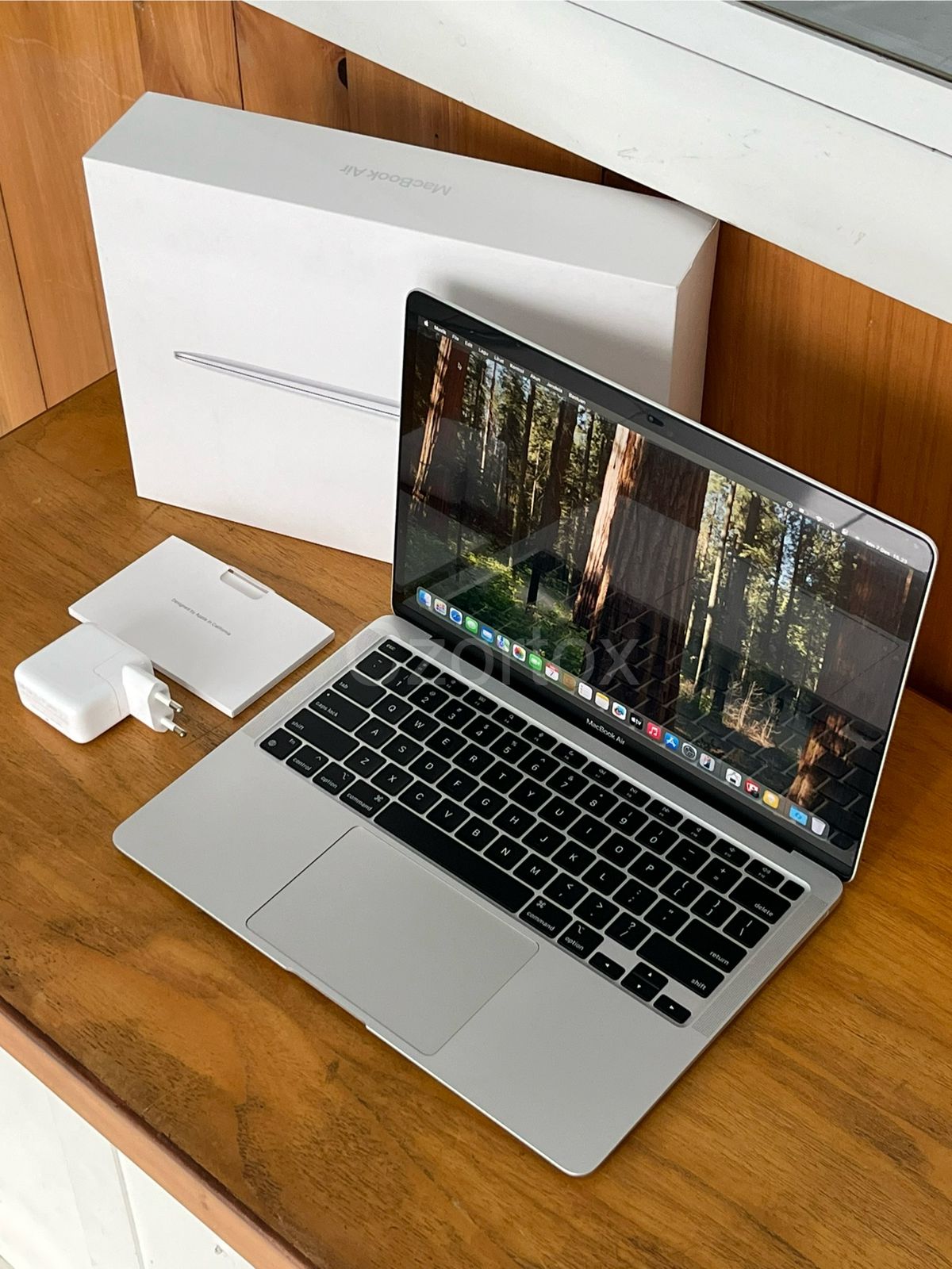 MacBook Air M1 2020 13 inch Ram 8GB SSD 256GB | JUAL BELI KAMERA BEKAS ...